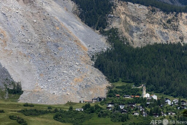 La pequeña localidad de Brienz en Suiza es evacuada tras el derrumbe de ...