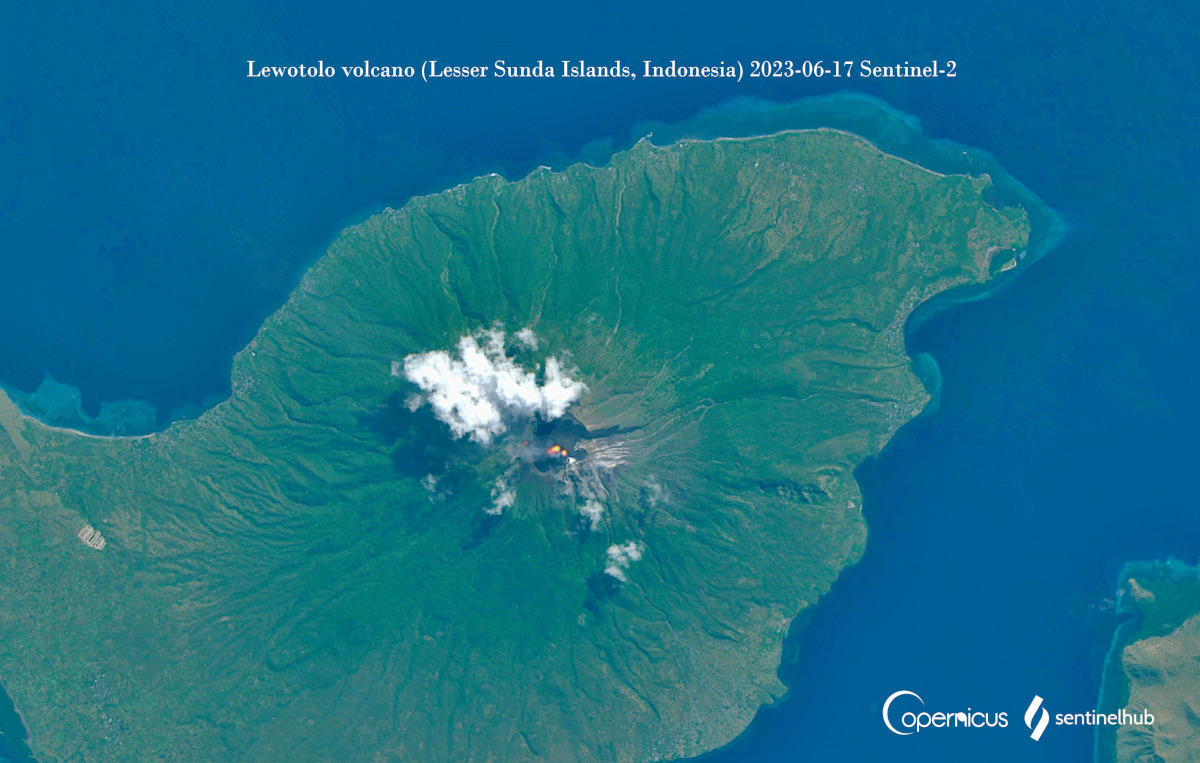 Volcán Lewotolo registra una explosión estromboliana en las Islas ...